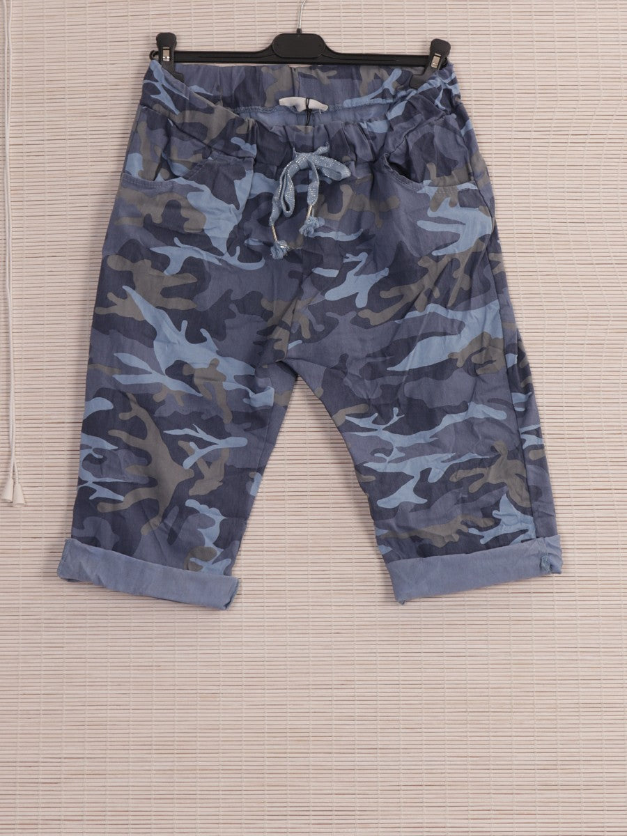 Italian Camouflage Print Knee Length Magic Shorts - Denim – PureLino.com